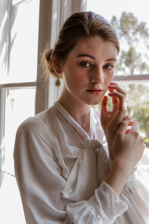 INSPIRATIONAL EDITORIAL - A Pre-Raphaelite-Inspired Wedding Concept By ...